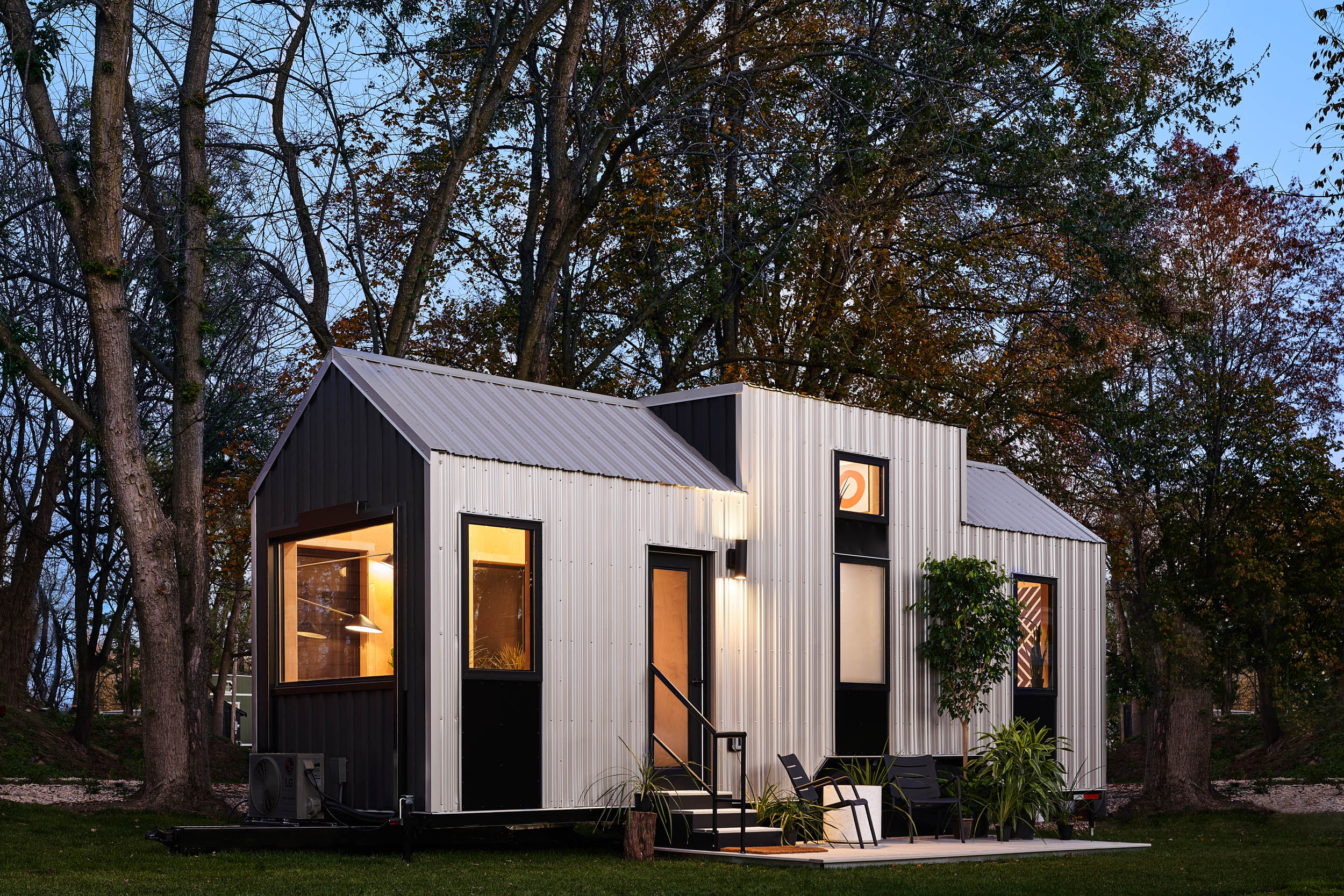 Investing in Tiny Homes for Passive Income | The Next Big Thing in Tiny ...